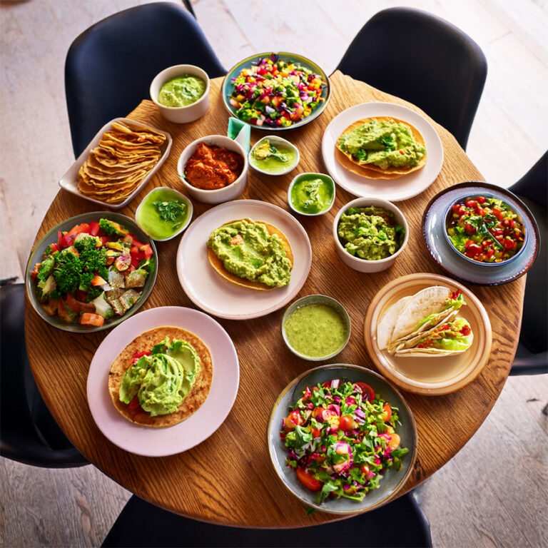 What Goes Well with Avocado? 30 Perfect Pairings for Every Meal ...